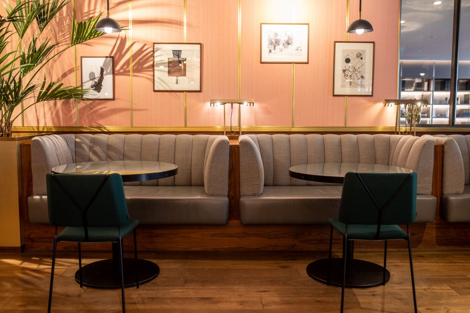 8 Intimate Dublin 2 Bars, Perfect For A Date Night | The Alex Hotel